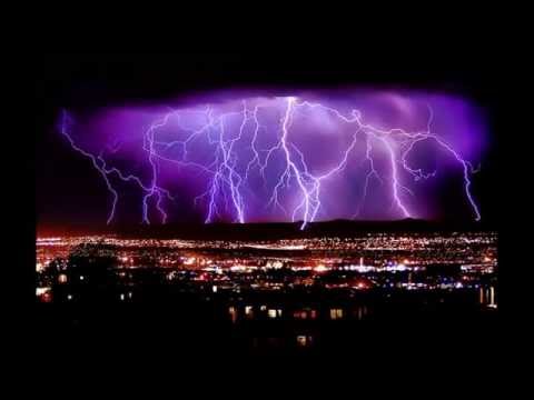Amazing and Scary Lightning Storms - YouTube
