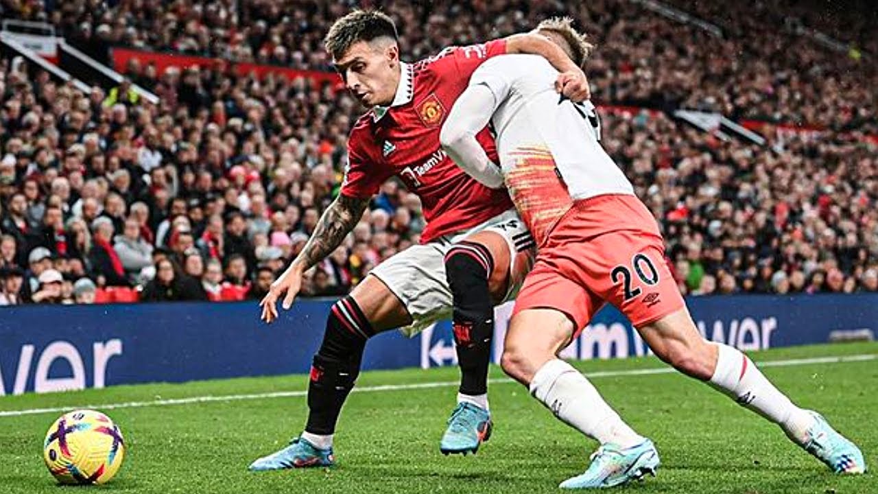 Lisandro Martinez Like a Warrior vs West Ham (30/10/2022) - YouTube