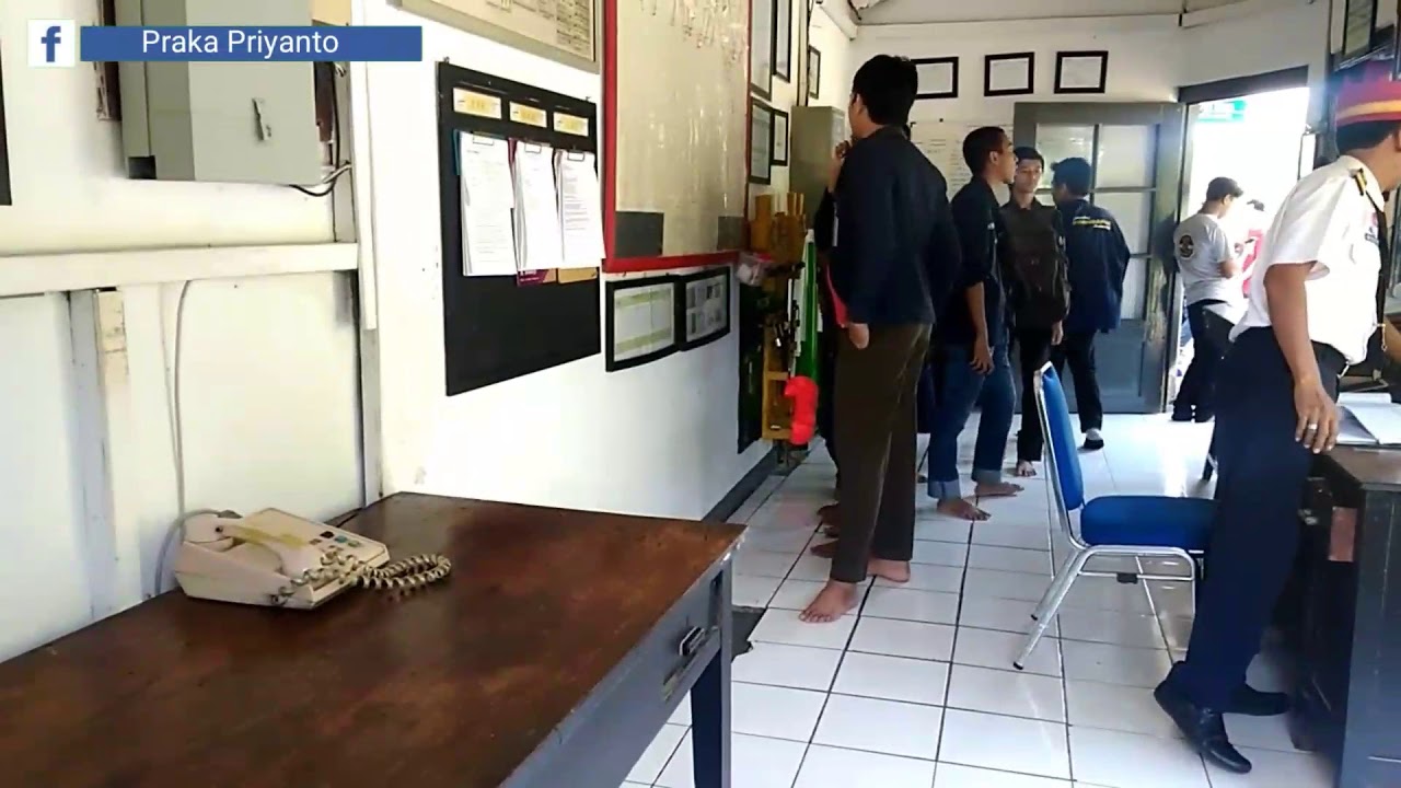 Komunikasi PPKA Dengan Pusat Kendali - YouTube