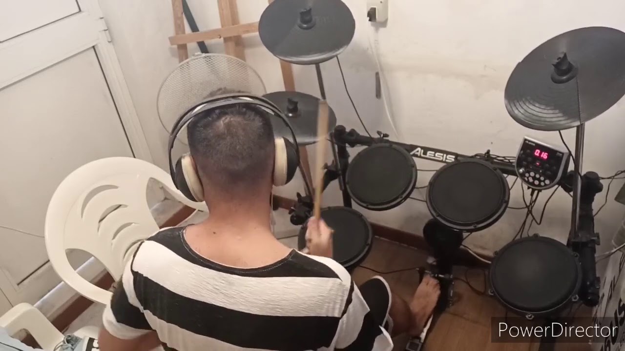 Trapt - Headstrong (drum cover) - YouTube