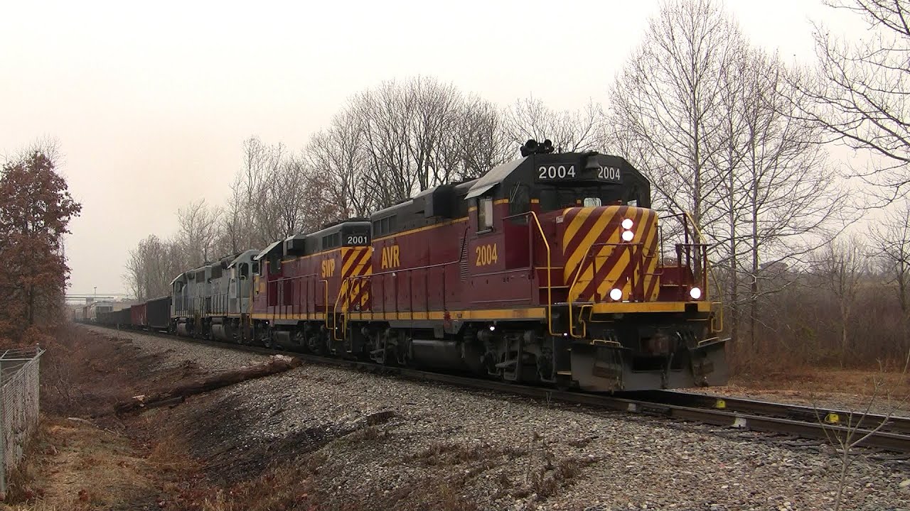 Southwest Pennsylvania Railroad: EMD Locomotives with Great Horn - YouTube