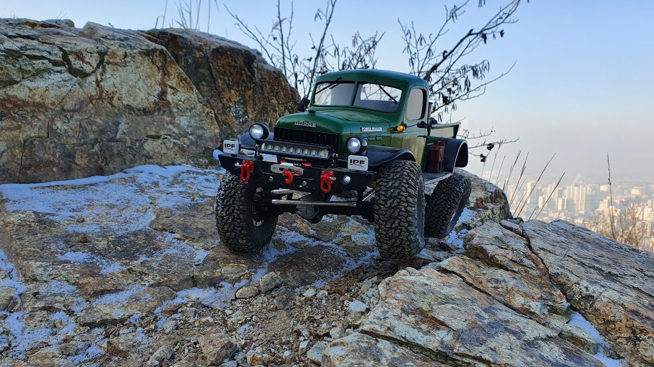 RC Dodge Power Wagon Trail Run | GMADE BOM - YouTube