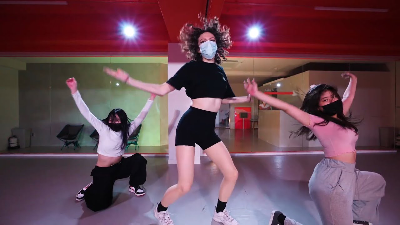 Panorama - IZONE || Dance Cover || Choreography by SINU - YouTube