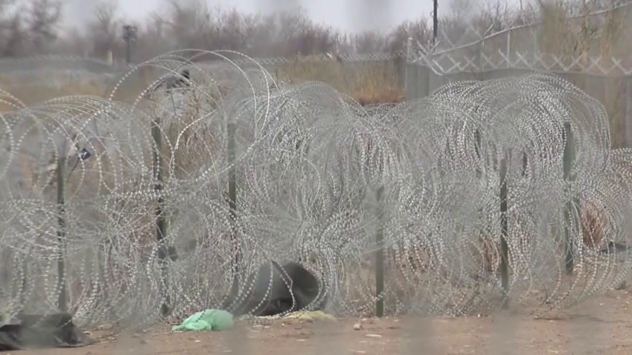 Supreme Court allows federal agents to cut razor wire Texas installed ...