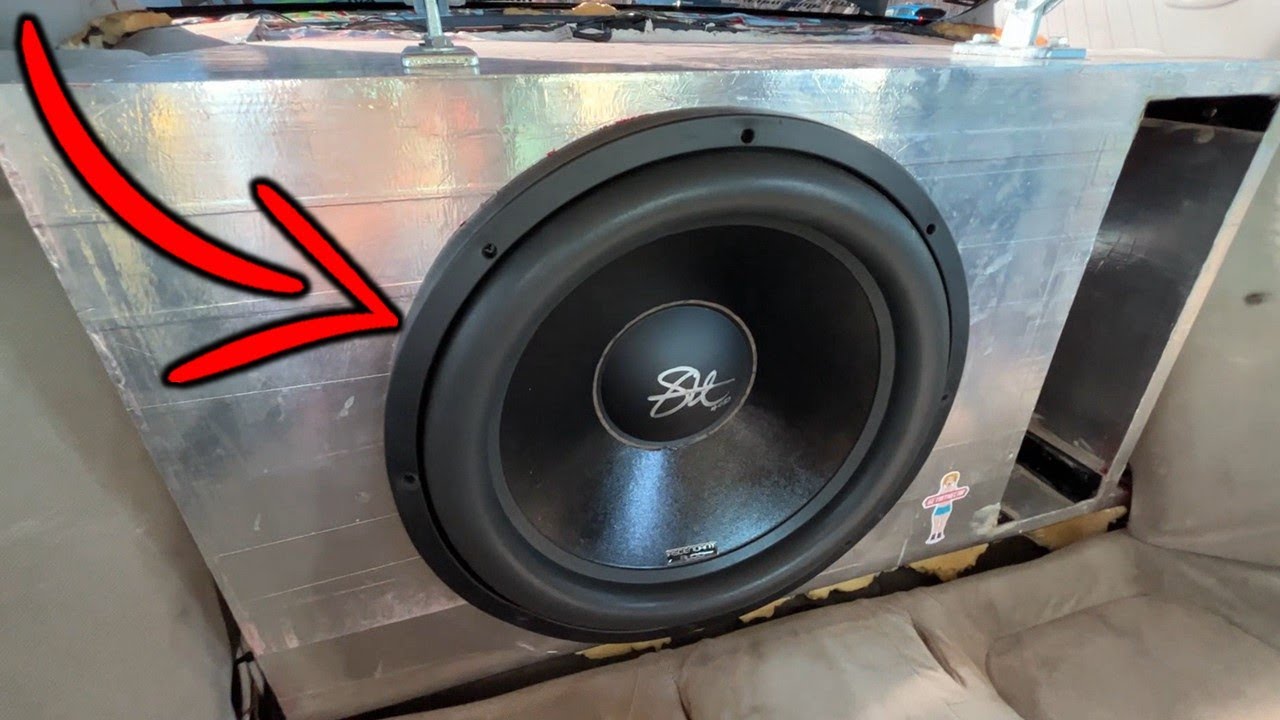 LOUDEST SUBWOOFER ON EARTH!?¡ - YouTube