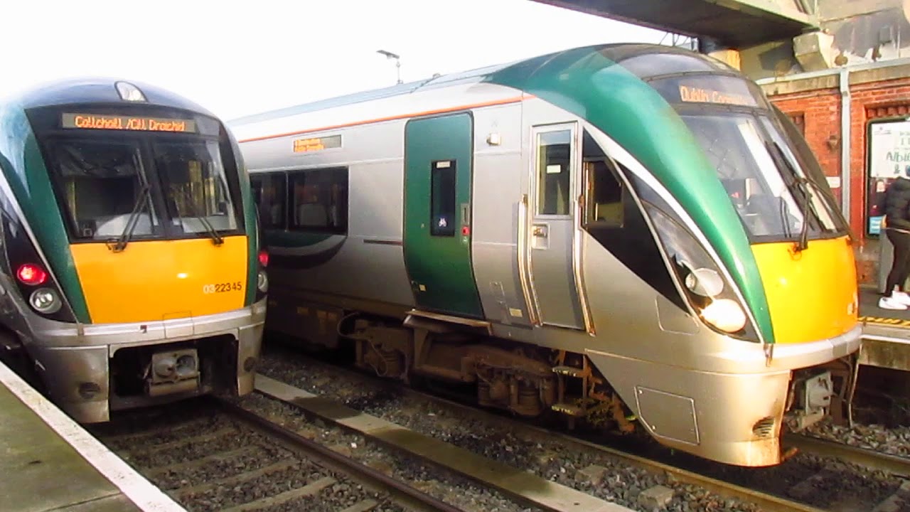 IE 22000 Class DMU/ICR Cross Over At Drumcondra - YouTube