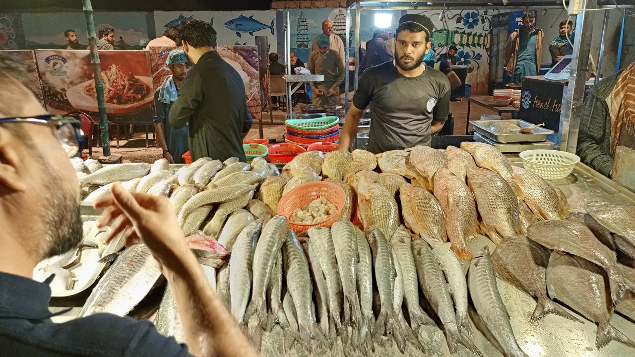 fishry market visit or (fish kharai) khai😘#live #life #jaishreeram # ...