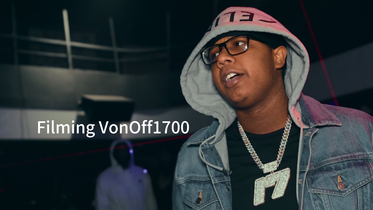 I filmed @VonOff1700TG and got gifts for Christmas. - YouTube