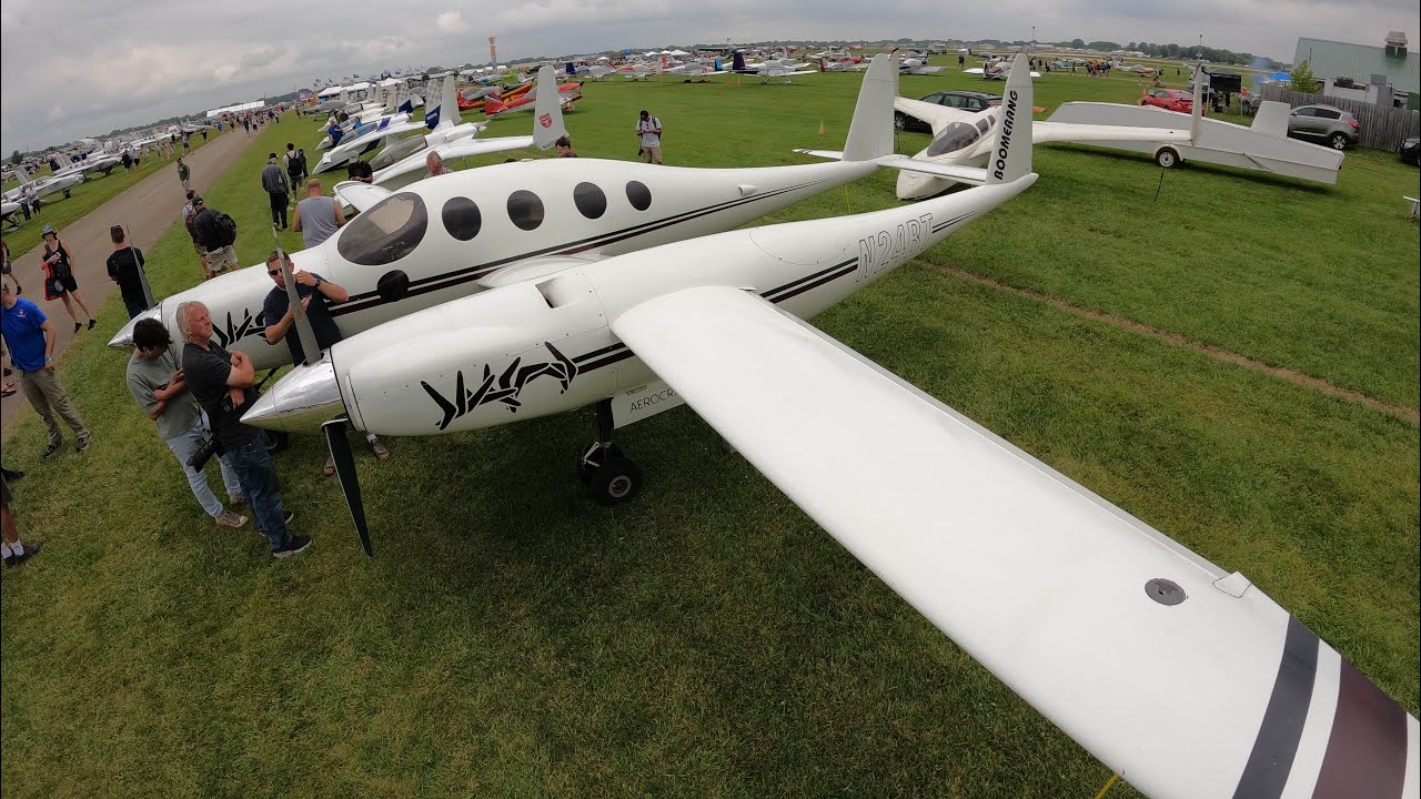 ONE OF A KIND: Rutan Boomerang Walk Around and brief Interview w/Pilot ...