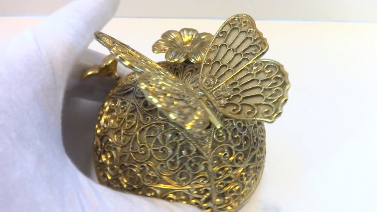 Vintage butterfly automaton music box - YouTube