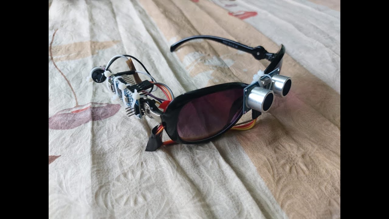 Smart googles for blind people - YouTube