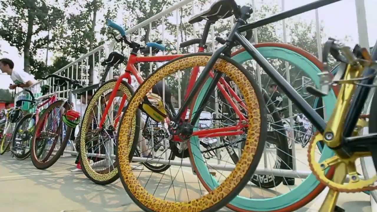2012 Fixed Gear Revolution 4 北京 死飞大革命4 官方视频 - YouTube