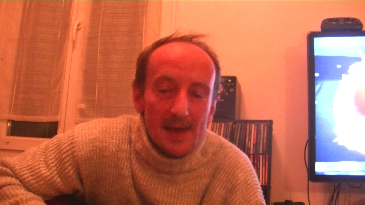 Le monde ne bouge pas!!! - YouTube