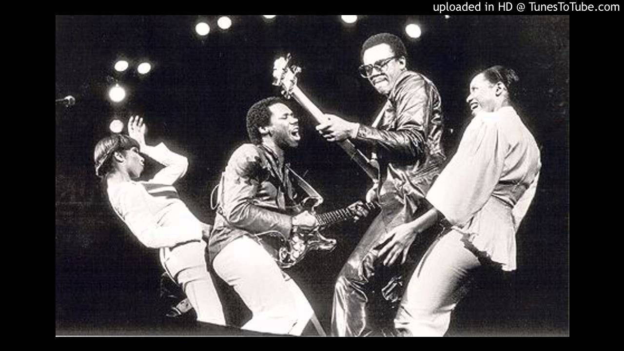 CHiC-Everybody Dance (1993 DMC Remix by Evolution) - YouTube