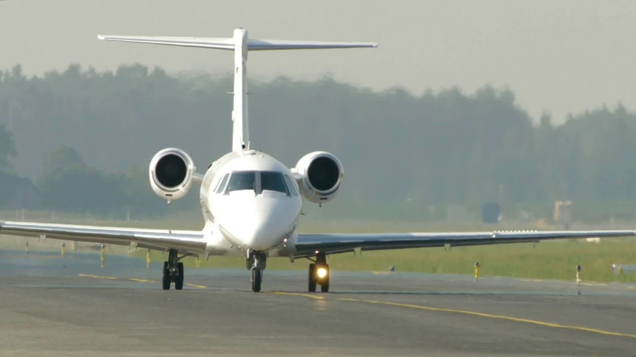 GAI Corporate Aircraft Taxiing - YouTube