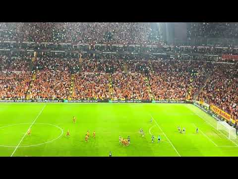 Victor Osimhen Gol Sonrası | Yarim Yarim Tribün Çekimi