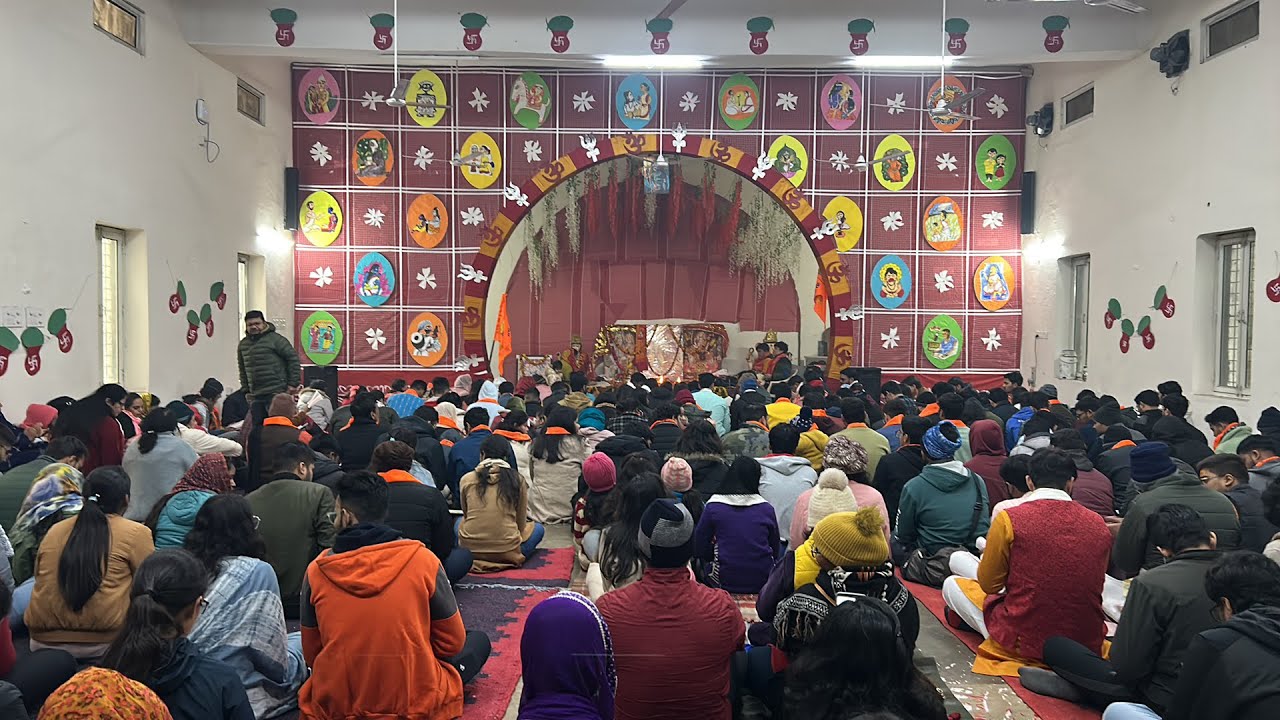 SunderKand [Live] at Saraswati Temple at IIT Roorkee 🙏 - YouTube