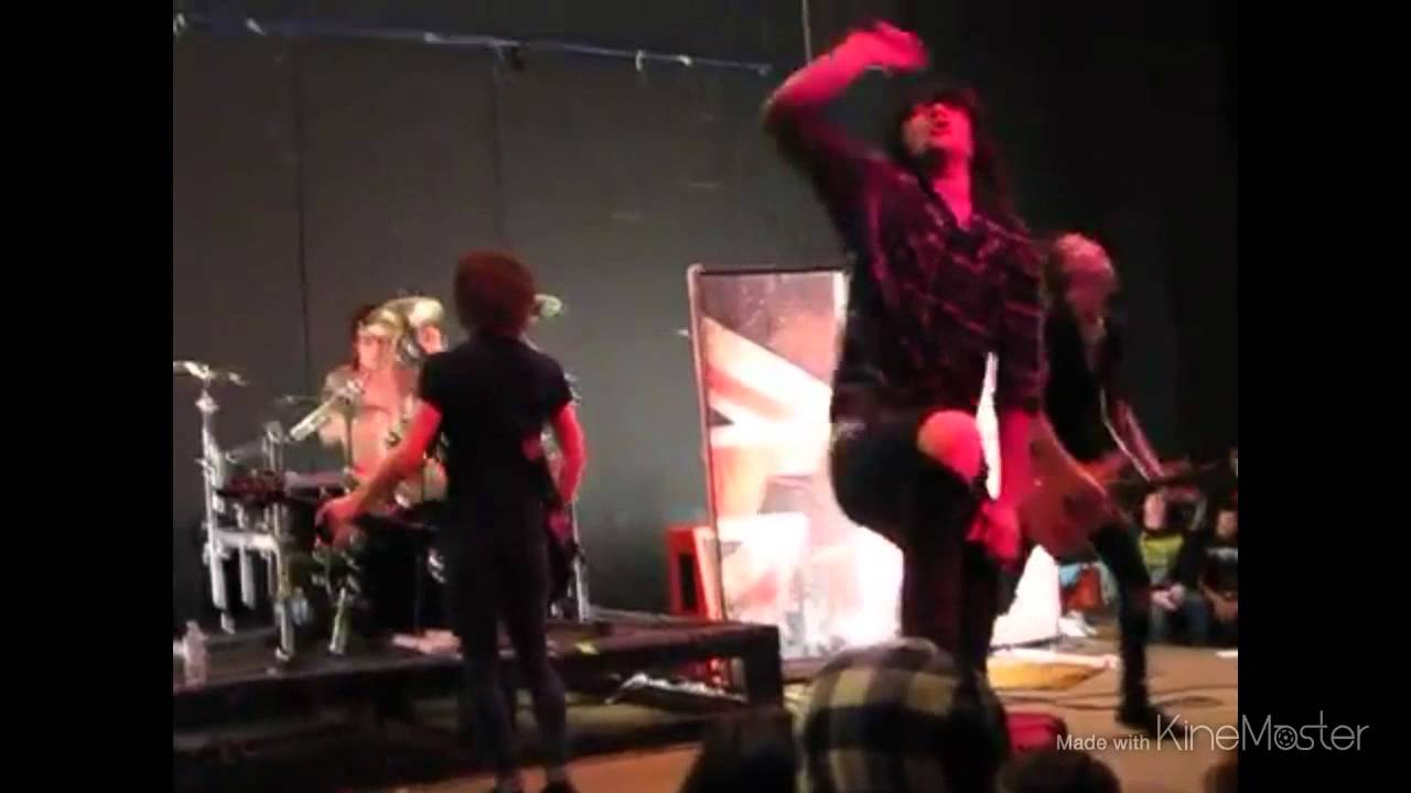Asking Alexandria - The Final Episode Live - YouTube