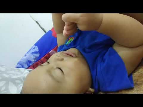 ngemut jari kaki
