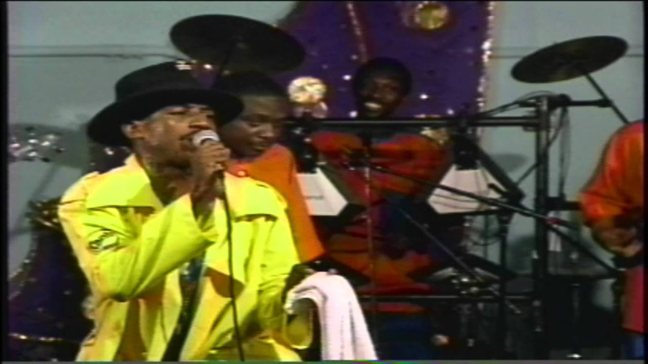 G.B.T.V. CultureShare ARCHIVES 1992: RONNIE McINTOSH "Cowmess in the ...