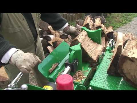 Log splitter with Lifting Table splitting Australian Hardwood - MUST ...