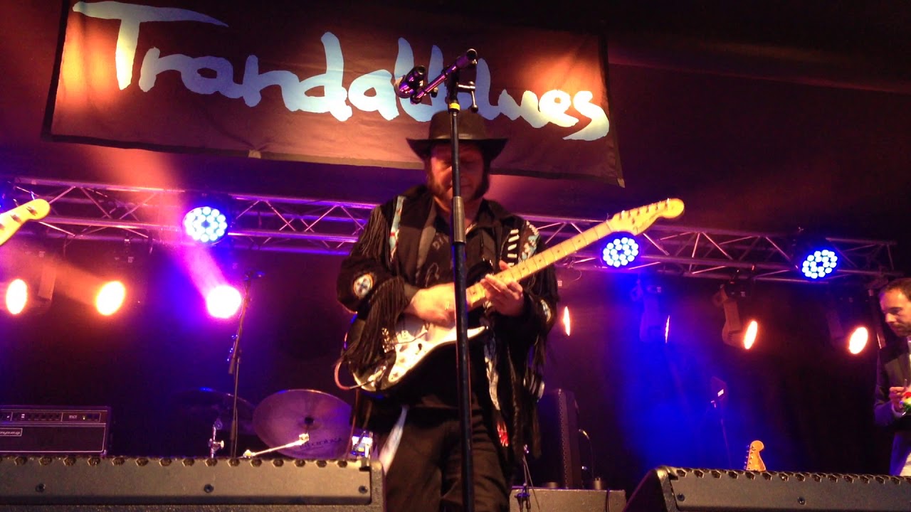 Vidar Busk - In The Ghetto - YouTube