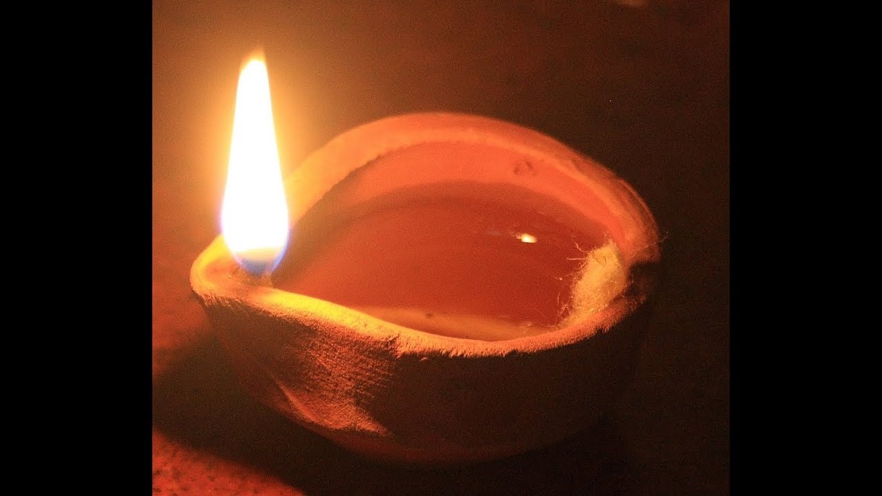 सपने में जलता हुआ दिया देखने का मतलब/sapne me jalta hua dia dekhne ka ...