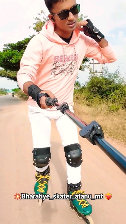 Cute Brothers ️‍🔥 Trending 👌viral Song 💥shortsviral ️ Shortsvideo Public Reaction Skating