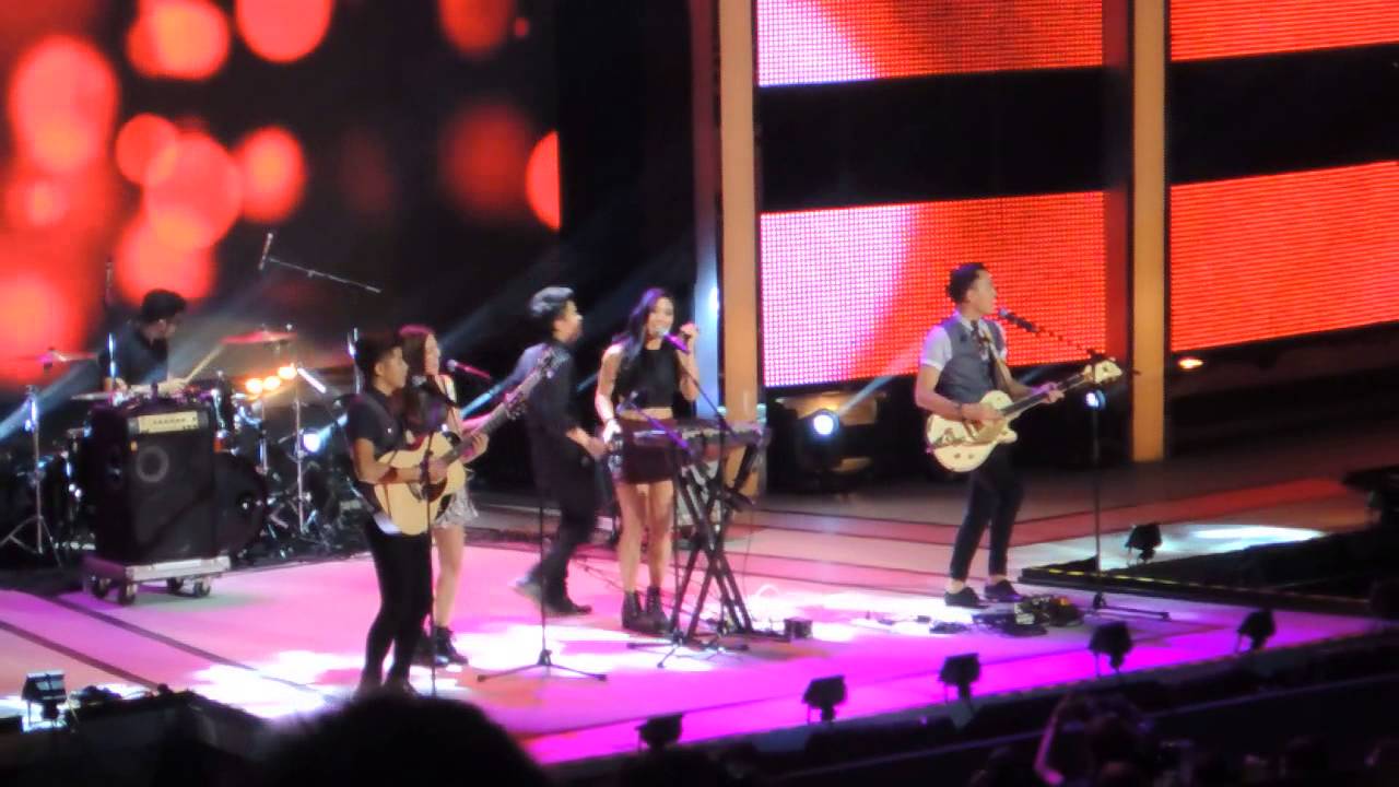 [HD] The Sam Willows Performance @ Celebrating SG50, Countdown to 2015 ...
