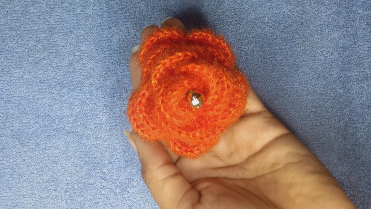 wow very easy and beautiful crochet Rose flower tutorial for beginners ...