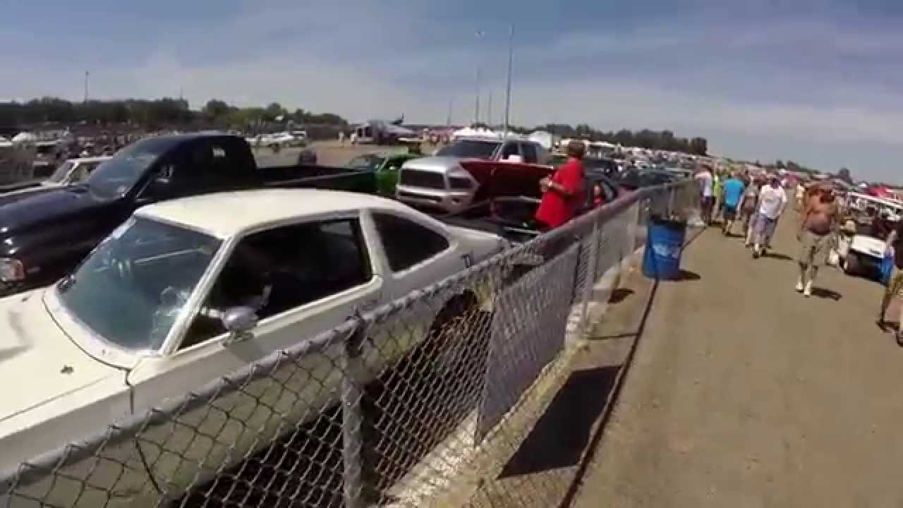 Mopar Drag car lineup mopar show - YouTube