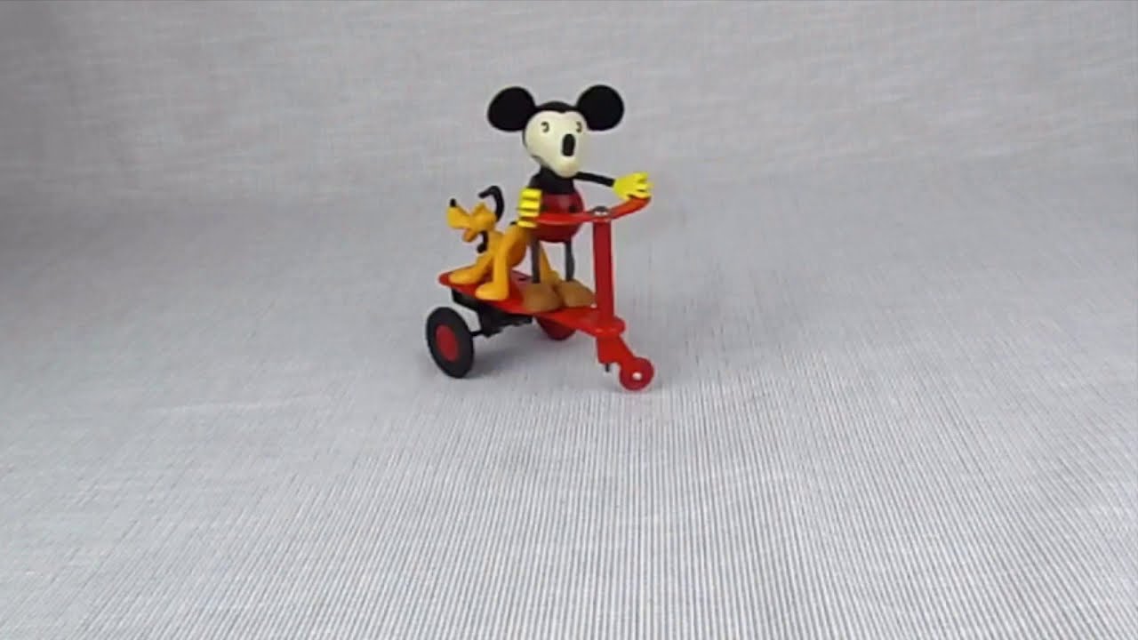 Mickey Mouse & Pluto Ride a Scooter - YouTube