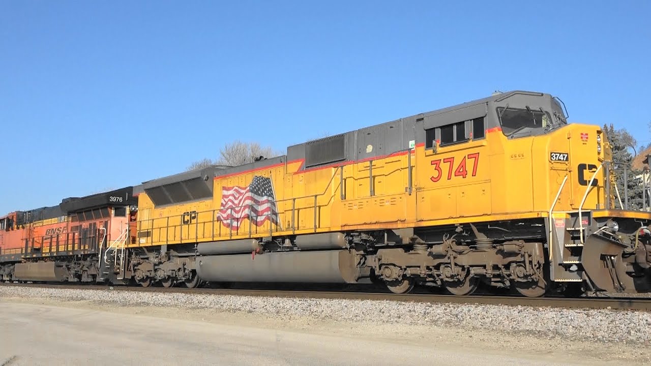 BNSF 3976 w/ Ex UP SD90MAC, Davenport, IA 3/3/2024 - YouTube