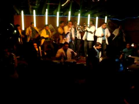 banda 300 hotel el cid, aveces, y el sonidito - YouTube