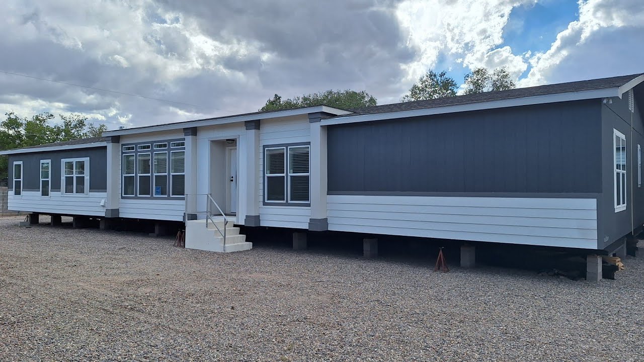 Solitaire Homes 32824A | PRT4ASC | 2,624 sqft of living space | Double ...