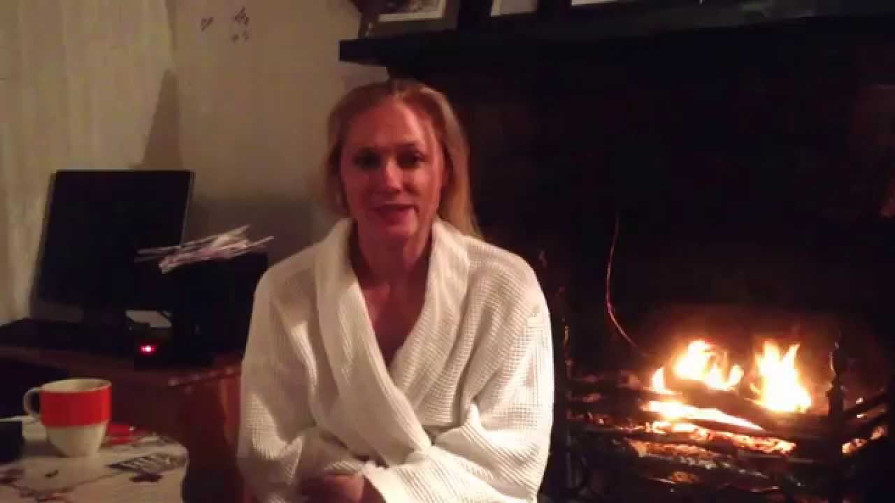 Hannah Woolmer thanks Dan Hsu - YouTube
