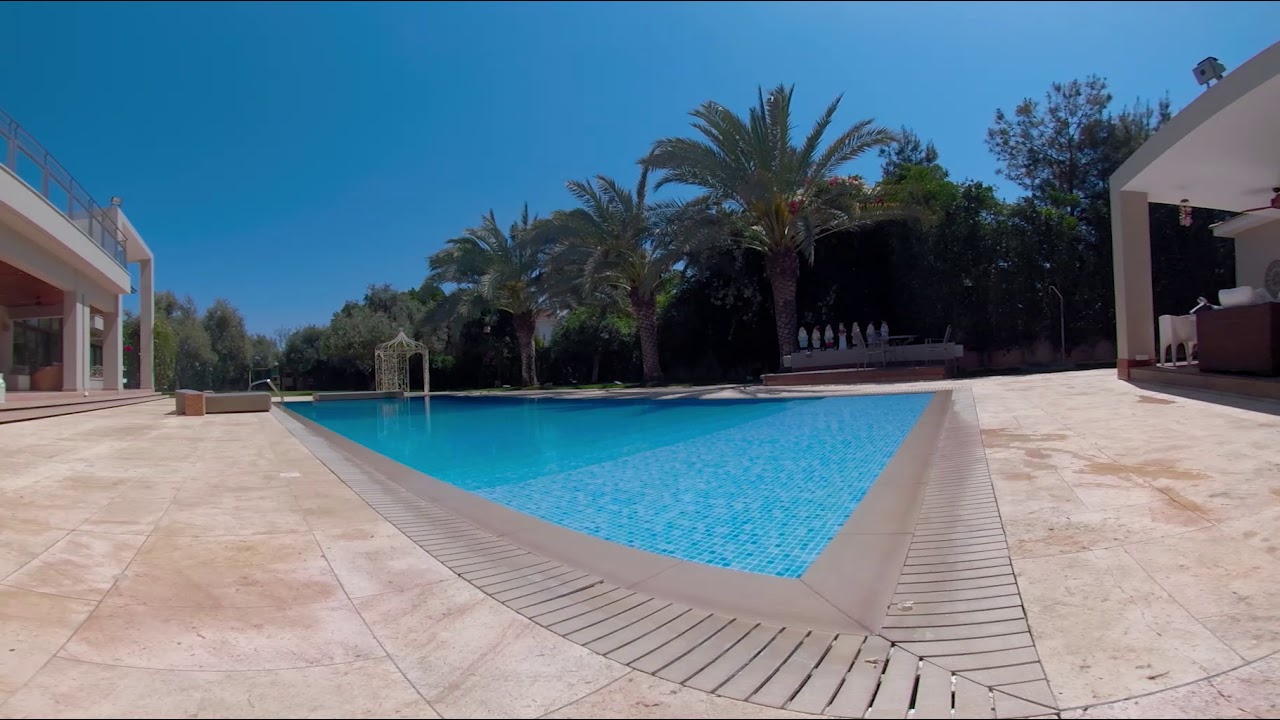 Swimming Pool Experience | 360 | VR | Docufeel - YouTube