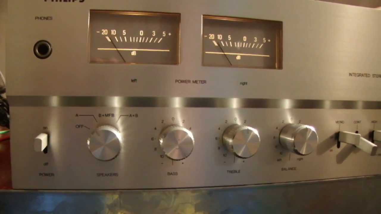 Testing a Philips 22AH384 vintage amplifier - YouTube