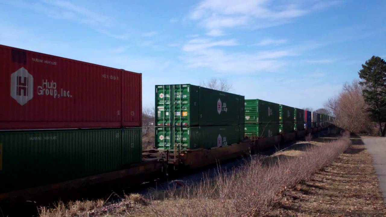 New UP tier 4 locomotive 2579 leads a eastbound UP stack train Sterling ...