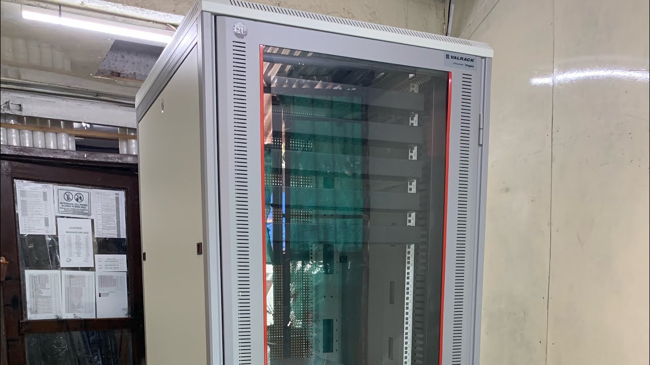 Valrack 42 U Network Server Rack | Colour Combination Of Grey & Pastel ...