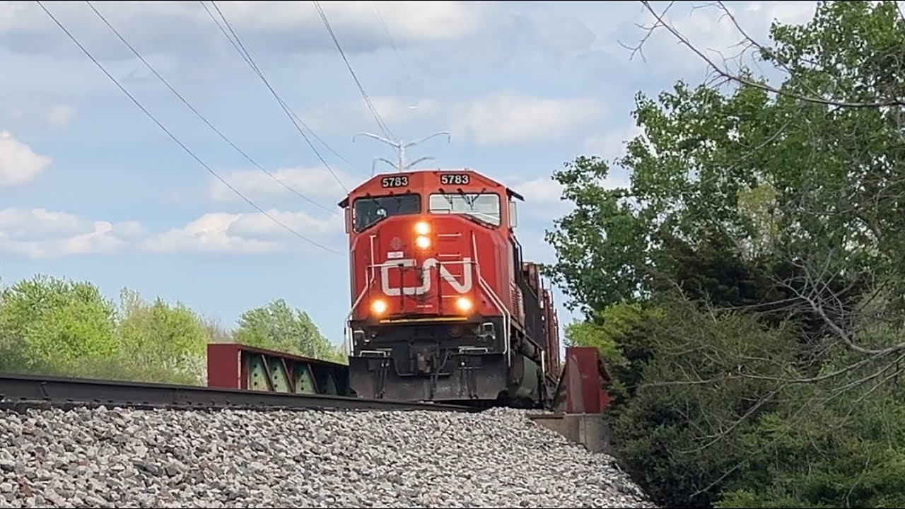 CN 5783 leads rare CN CWR (Continuous Welded Rail) Train through ...