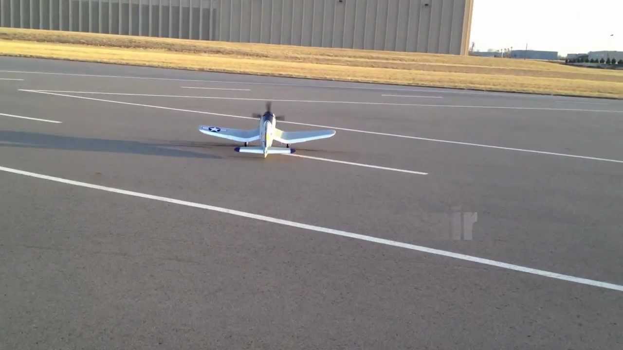 Vintauri RC - Airfield / FMS Corsair Maiden - YouTube