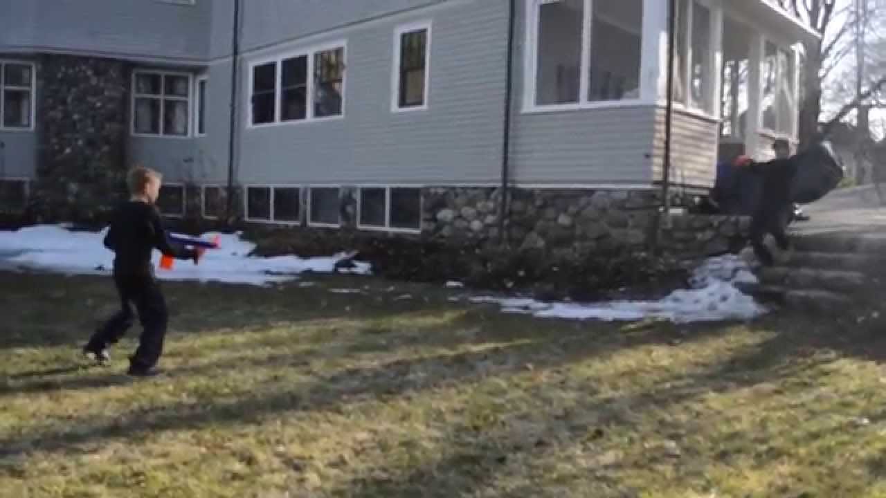 Nerf War: The Border - YouTube
