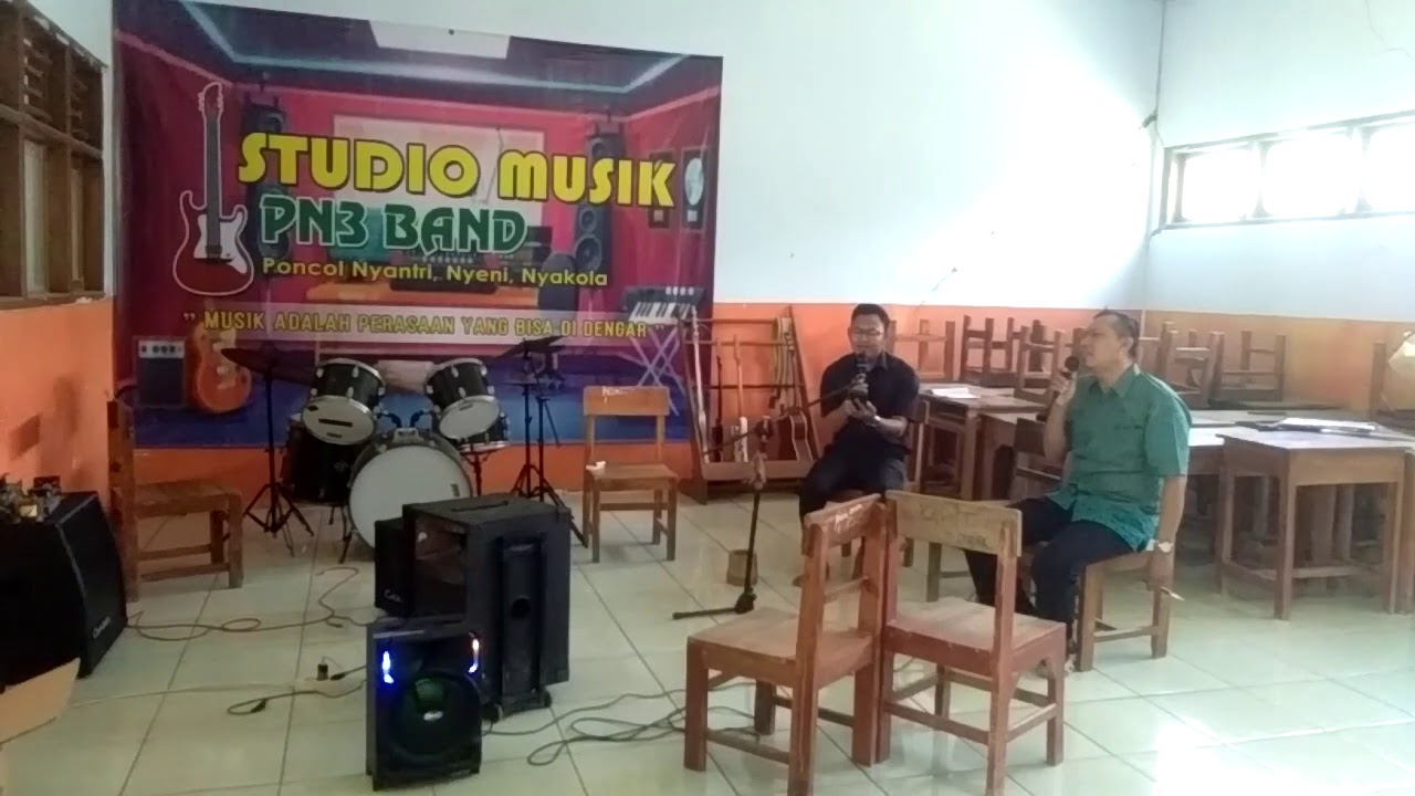 Duet Maut di studio STM Poncol - YouTube