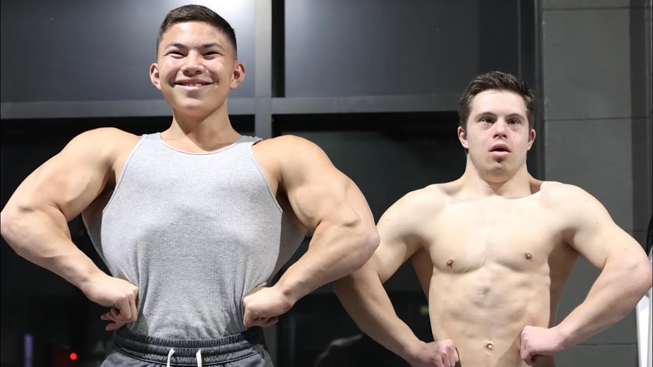Tristyn Lee and Johny Muenster join greenrangerkyle for a back workout ...