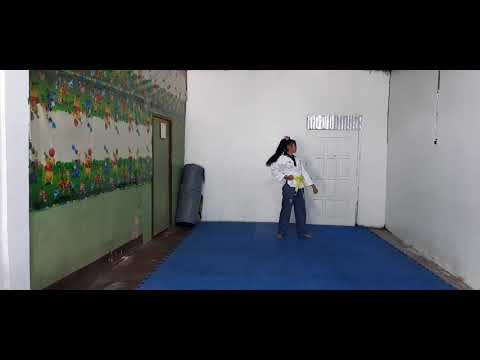 ARVY VELASCO, R.ROBLES TAEKWONDO ACADEMY, YELLOW - YouTube