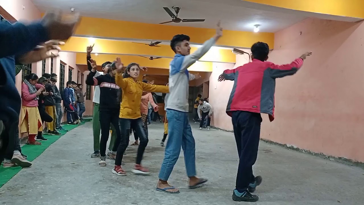 Himachali natti dance floor - YouTube