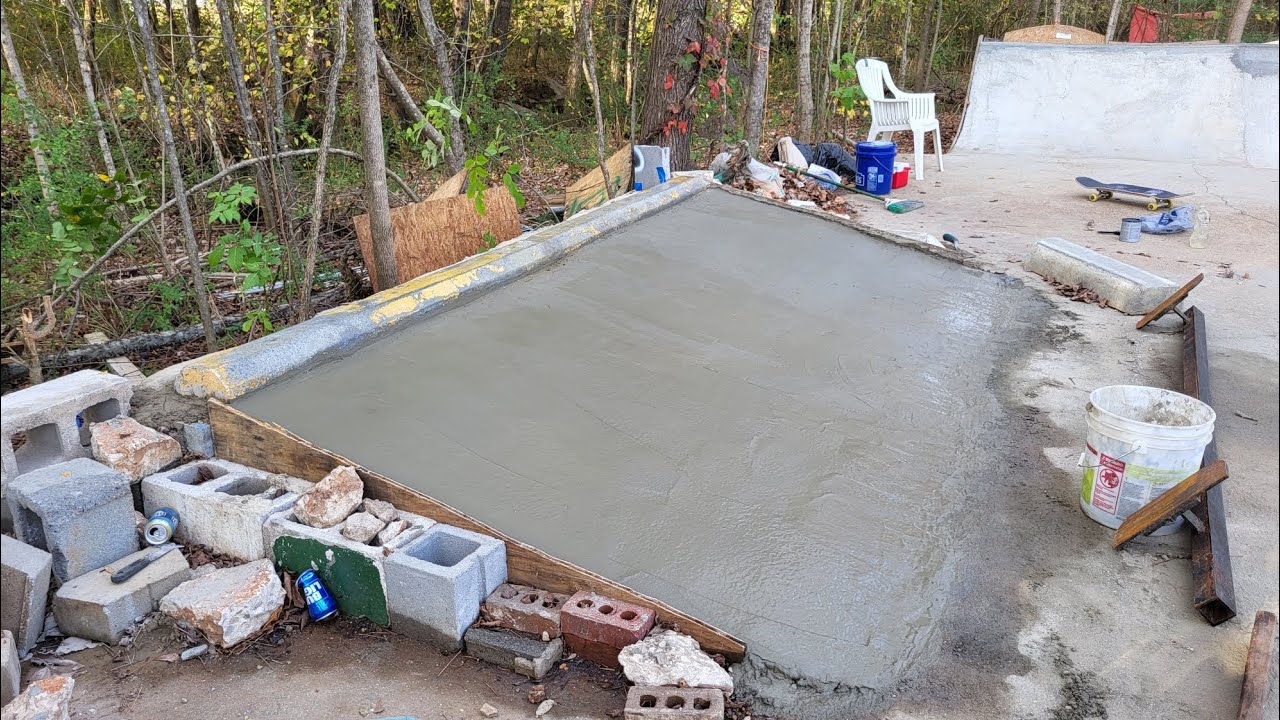 How to build a DIY concrete bank to curb #skateboarding # ...