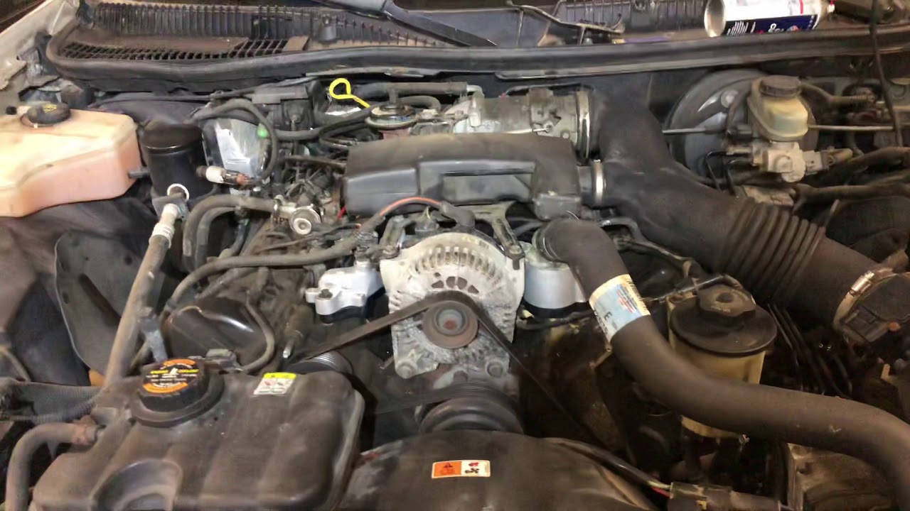 01 Lincoln town car intake manifold / upper control arms and stabilizer ...