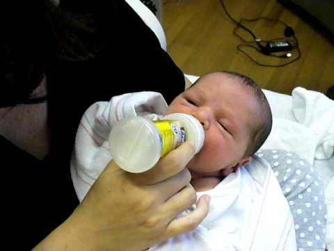 Bryce Reagan Babikian - 2 days old having his bottle. - YouTube